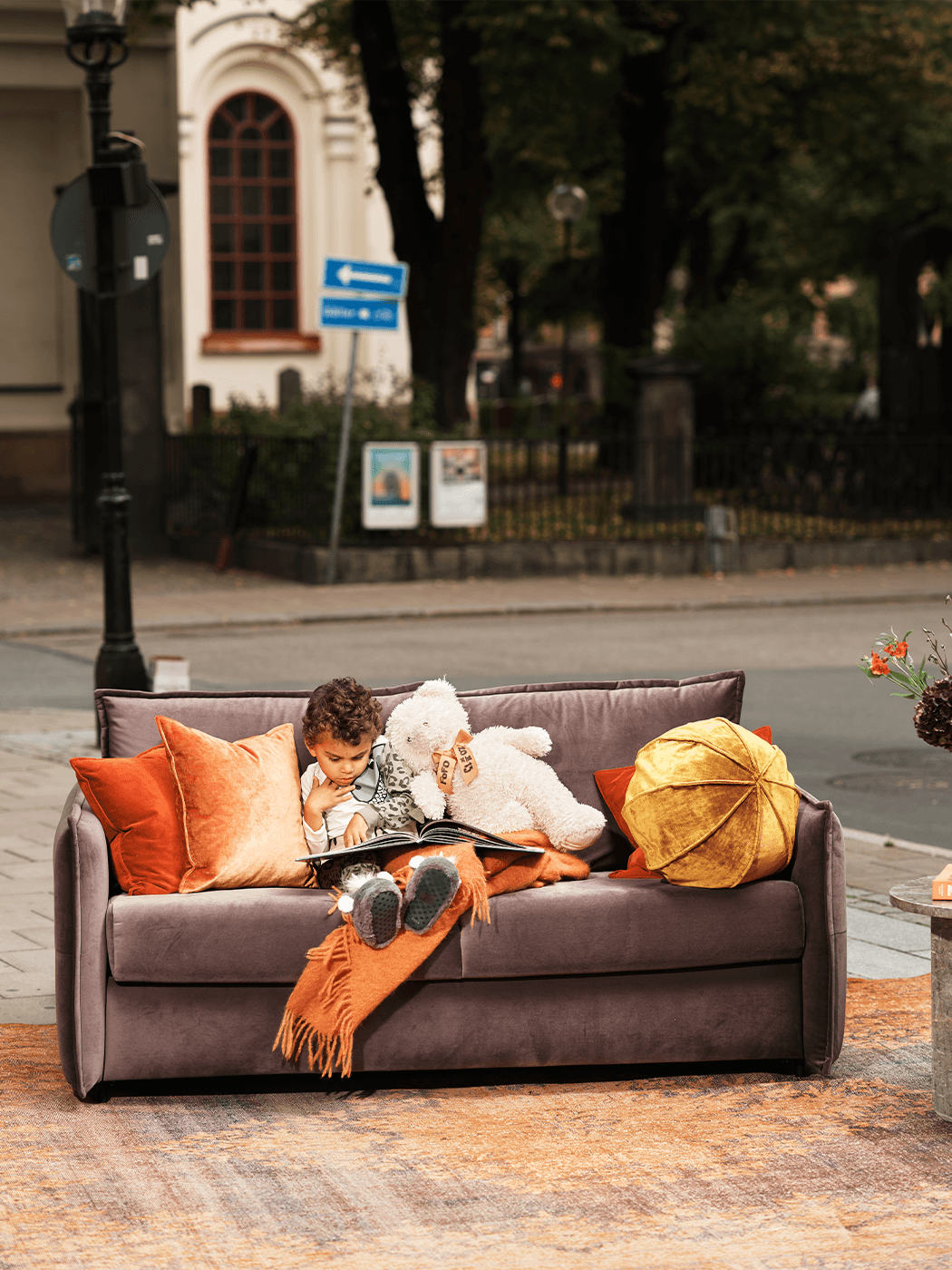 EKORREN l Kul sovesofa i fløyel eller kordfløyel l SWEEF