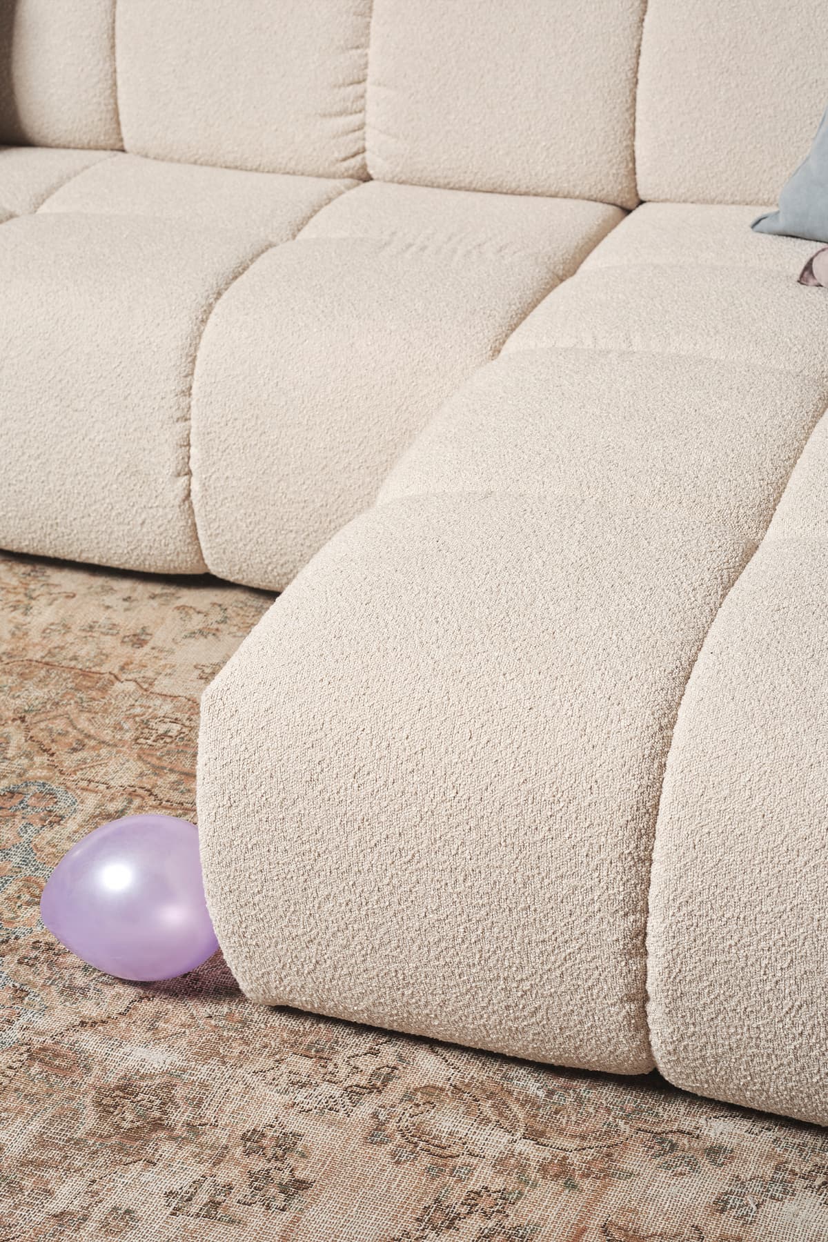 VALROSSEN l Kul, stor og moderne sovesofa i fløyel, boucle eller ...